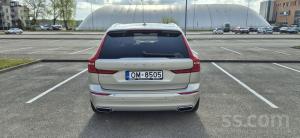 Dzeltens Volvo XC60 2020 Jūrmala, ar dzinēja tilpumu 2.00 L un nobraukumu 120 tūkst. km par 32000 €, foto 4 vietnē AUTOMOTO.COM.LV