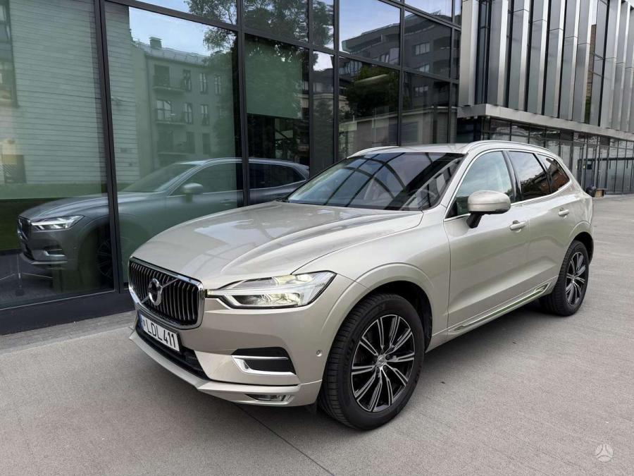 Yellow Volvo XC60 2020 in Kaunas, with an engine capacity of 1.97 L and mileage of 77 thousand km for 28500 €, photo 14 on AUTOMOTO.COM.LV