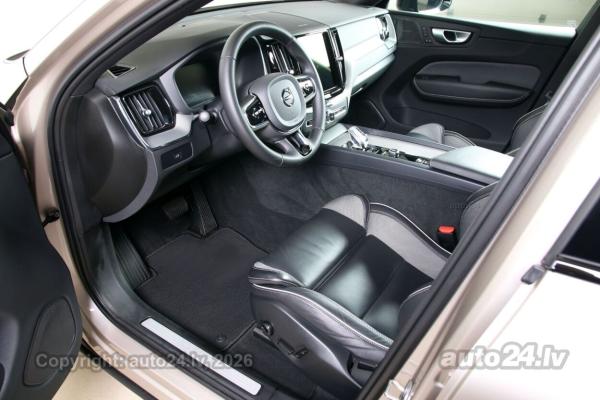 Dzeltens Volvo XC60 2023 Pērnava, ar dzinēja tilpumu 2.00 L un nobraukumu 69 tūkst. km par 44990 €, foto 7 vietnē AUTOMOTO.COM.LV