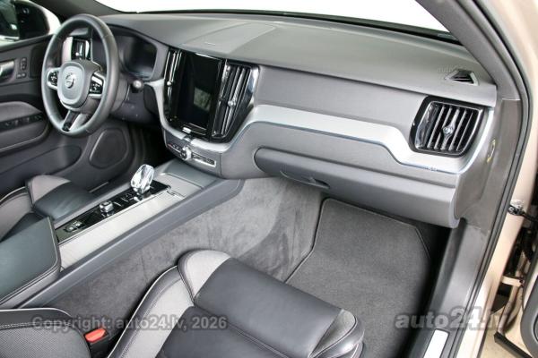 Dzeltens Volvo XC60 2023 Pērnava, ar dzinēja tilpumu 2.00 L un nobraukumu 69 tūkst. km par 44990 €, foto 8 vietnē AUTOMOTO.COM.LV