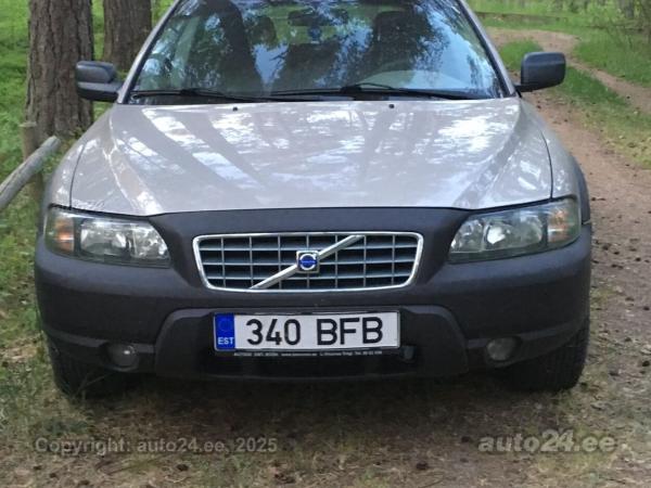 Бежевый Вольво ХС70 2003 в Таллин, объемом двигателя 2.40 л и пробегом 0 тыс. км за 2480 €, фото 11 на AUTOMOTO.COM.LV