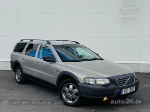 Smilšu krāsa Volvo XC70 2003 Tallina, ar dzinēja tilpumu 2.40 L un nobraukumu 320 tūkst. km par 2200 €, foto  vietnē AUTOMOTO.COM.LV