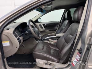 Smilšu krāsa Volvo XC70 2003 Tallina, ar dzinēja tilpumu 2.40 L un nobraukumu 320 tūkst. km par 2200 €, foto 6 vietnē AUTOMOTO.COM.LV