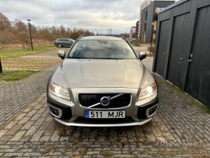 Beige Volvo XC70 2009 in Tartu, with an engine capacity of 2.40 L and mileage of 370 thousand km for 5999 €, photo 7 on AUTOMOTO.COM.LV