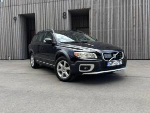 Melns Volvo XC70 2007 Rīga, ar dzinēja tilpumu 2.40 L un nobraukumu 327 tūkst. km par 5999 €, foto 3 vietnē AUTOMOTO.COM.LV