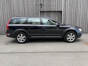 Melns Volvo XC70 2007 Rīga, ar dzinēja tilpumu 2.40 L un nobraukumu 327 tūkst. km par 5999 €, foto 5 vietnē AUTOMOTO.COM.LV