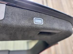 Melns Volvo XC70 2007 Rīga, ar dzinēja tilpumu 2.40 L un nobraukumu 327 tūkst. km par 5999 €, foto 20 vietnē AUTOMOTO.COM.LV