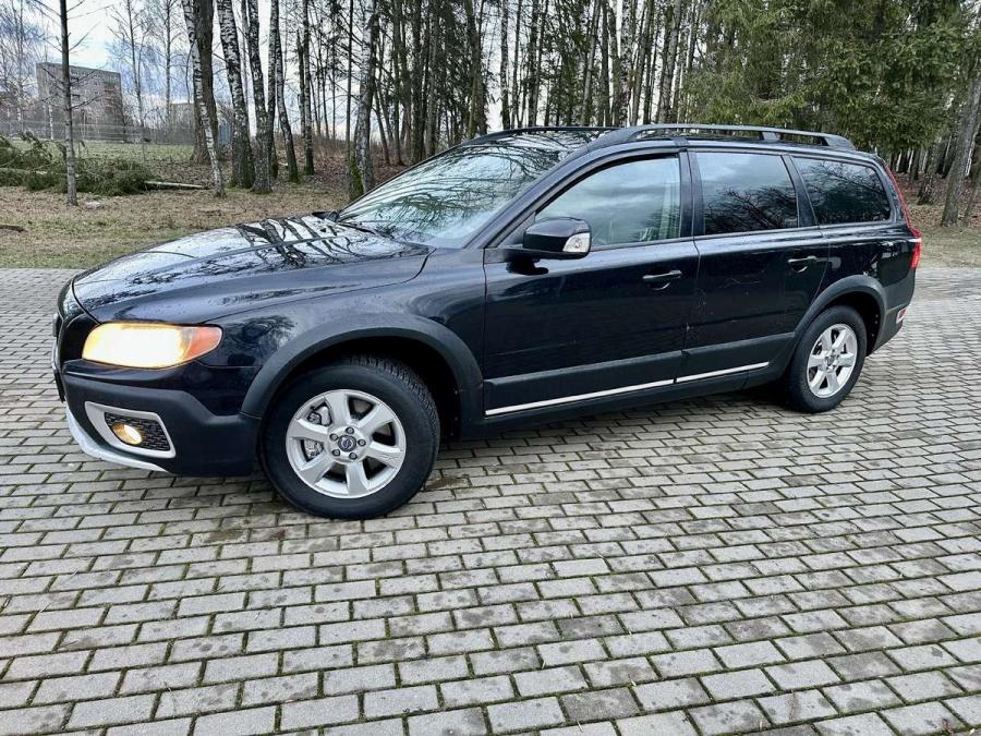 Melns Volvo XC70 2008 Elektrėnai, ar dzinēja tilpumu 2.40 L un nobraukumu 458 tūkst. km par 3850 €, foto 3 vietnē AUTOMOTO.COM.LV