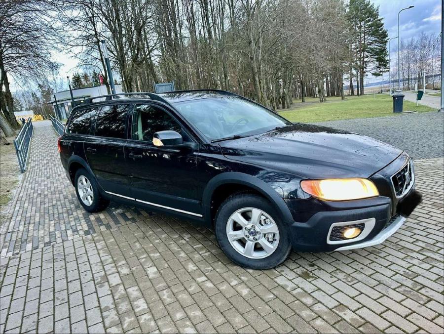 Melns Volvo XC70 2008 Elektrėnai, ar dzinēja tilpumu 2.40 L un nobraukumu 458 tūkst. km par 3850 €, foto 14 vietnē AUTOMOTO.COM.LV