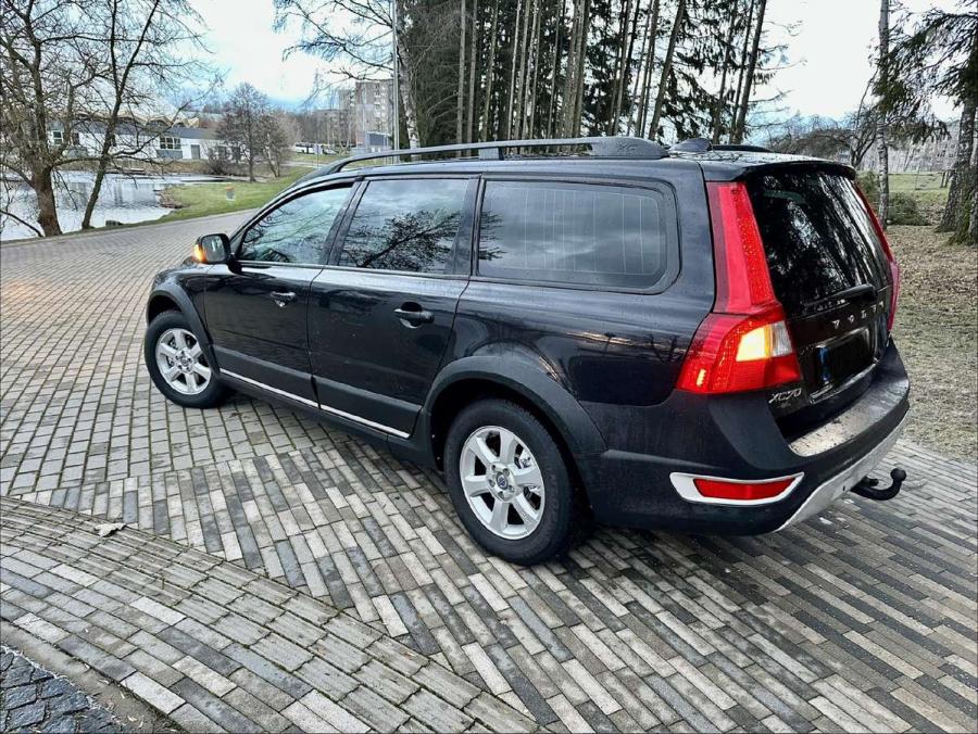 Melns Volvo XC70 2008 Elektrėnai, ar dzinēja tilpumu 2.40 L un nobraukumu 458 tūkst. km par 3850 €, foto 24 vietnē AUTOMOTO.COM.LV