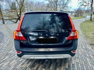 Black Volvo XC70 2008 in Kaisiadorys, with an engine capacity of 2.40 L and mileage of 458 thousand km for 3850 €, photo 16 on AUTOMOTO.COM.LV
