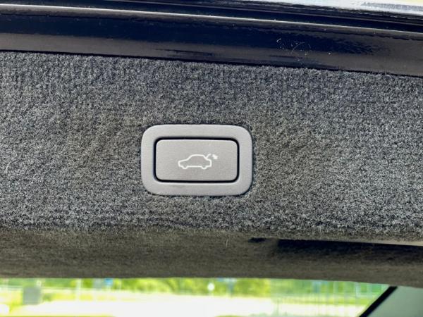 Melns Volvo XC70 2008 Rīga, ar dzinēja tilpumu 2.40 L un nobraukumu 320 tūkst. km par 6990 €, foto 2 vietnē AUTOMOTO.COM.LV