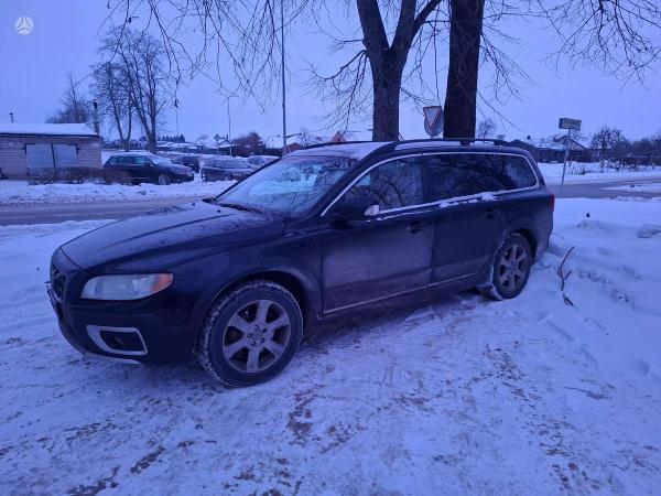Melns Volvo XC70 2009 Šilutė, ar dzinēja tilpumu 2.40 L un nobraukumu 473 tūkst. km par 3000 €, foto 2 vietnē AUTOMOTO.COM.LV