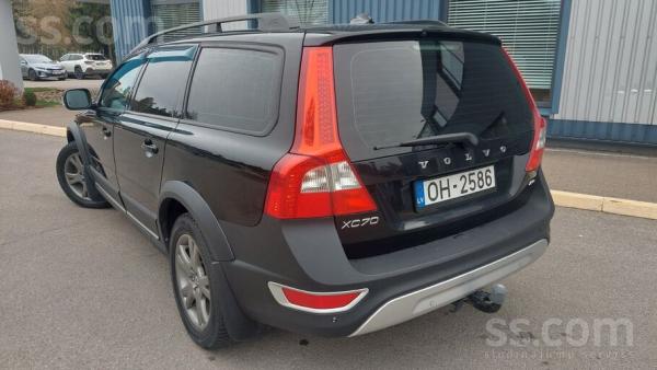 Melns Volvo XC70 2009 Rīga, ar dzinēja tilpumu 2.40 L un nobraukumu 0 tūkst. km par 4600 €, foto 6 vietnē AUTOMOTO.COM.LV