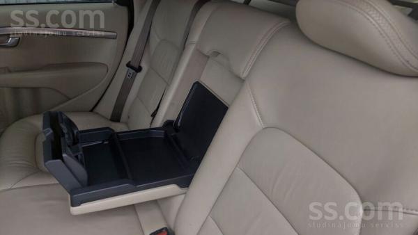 Melns Volvo XC70 2009 Rīga, ar dzinēja tilpumu 2.40 L un nobraukumu 0 tūkst. km par 4600 €, foto 7 vietnē AUTOMOTO.COM.LV