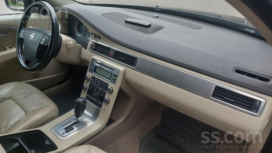 Melns Volvo XC70 2009 Rīga, ar dzinēja tilpumu 2.40 L un nobraukumu 0 tūkst. km par 4600 €, foto 12 vietnē AUTOMOTO.COM.LV