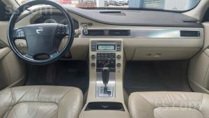 Melns Volvo XC70 2009 Rīga, ar dzinēja tilpumu 2.40 L un nobraukumu 0 tūkst. km par 4600 €, foto 16 vietnē AUTOMOTO.COM.LV