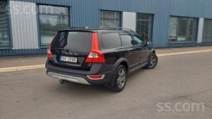 Melns Volvo XC70 2009 Rīga, ar dzinēja tilpumu 2.40 L un nobraukumu 0 tūkst. km par 4600 €, foto 22 vietnē AUTOMOTO.COM.LV