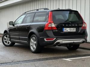 Black Volvo XC70 2011 in Riga, with an engine capacity of 2.40 L and mileage of 359 thousand km for 4500 €, photo 7 on AUTOMOTO.COM.LV