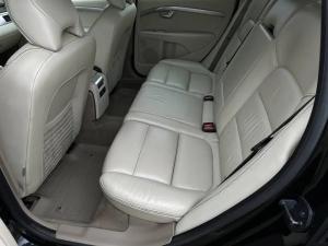 Black Volvo XC70 2011 in Riga, with an engine capacity of 2.40 L and mileage of 359 thousand km for 4500 €, photo 24 on AUTOMOTO.COM.LV