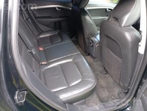 Melns Volvo XC70 2011 Bauska, ar dzinēja tilpumu 2.40 L un nobraukumu 232 tūkst. km par 7500 €, foto 9 vietnē AUTOMOTO.COM.LV