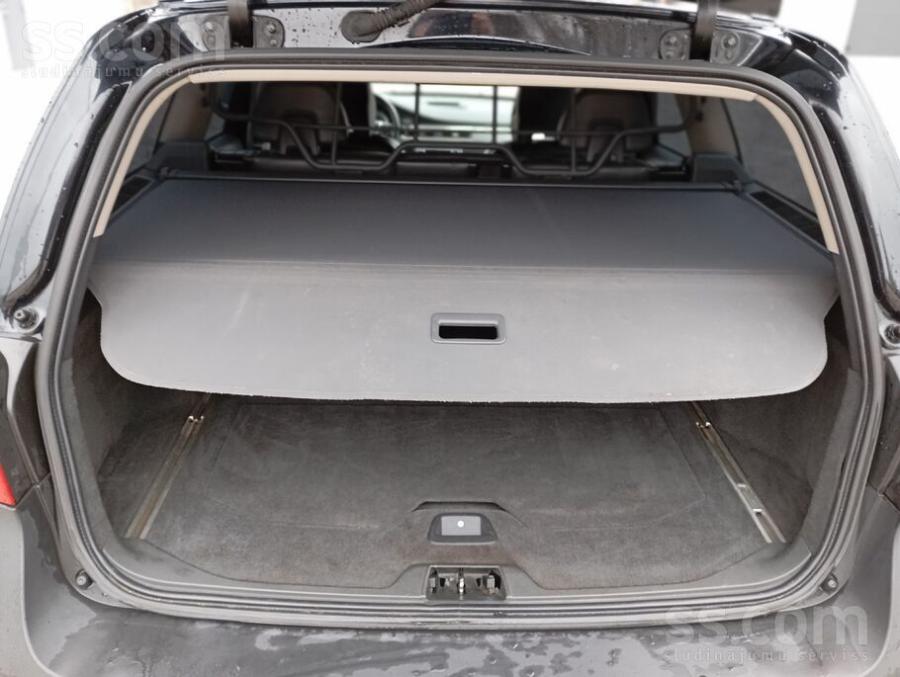 Melns Volvo XC70 2011 Bauska, ar dzinēja tilpumu 2.40 L un nobraukumu 232 tūkst. km par 7500 €, foto 10 vietnē AUTOMOTO.COM.LV