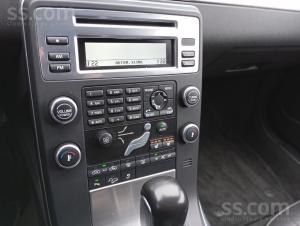 Melns Volvo XC70 2011 Bauska, ar dzinēja tilpumu 2.40 L un nobraukumu 232 tūkst. km par 7500 €, foto 12 vietnē AUTOMOTO.COM.LV