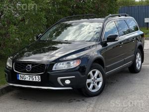 Black Volvo XC70 2014 in Riga, with an engine capacity of 2.40 L and mileage of 412 thousand km for 8400 €, photo  on AUTOMOTO.COM.LV