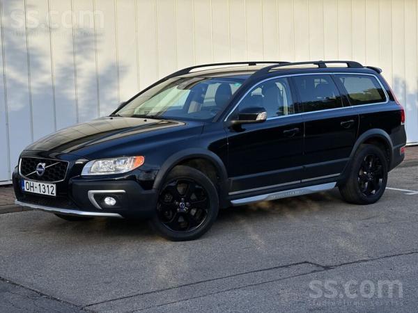 Melns Volvo XC70 2014 Rīga, ar dzinēja tilpumu 2.40 L un nobraukumu 242 tūkst. km par 13200 €, foto 4 vietnē AUTOMOTO.COM.LV