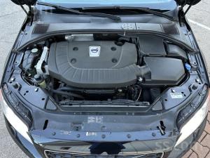 Melns Volvo XC70 2014 Rīga, ar dzinēja tilpumu 2.40 L un nobraukumu 242 tūkst. km par 13200 €, foto 35 vietnē AUTOMOTO.COM.LV