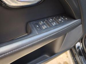 Black Volvo XC70 2014 in Riga, with an engine capacity of 2.40 L and mileage of 406 thousand km for 9900 €, photo 7 on AUTOMOTO.COM.LV