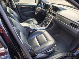 Black Volvo XC70 2014 in Riga, with an engine capacity of 2.40 L and mileage of 406 thousand km for 9900 €, photo 9 on AUTOMOTO.COM.LV