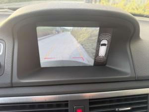 Black Volvo XC70 2014 in Vilnius, with an engine capacity of 2.40 L and mileage of 253 thousand km for 14000 €, photo 21 on AUTOMOTO.COM.LV