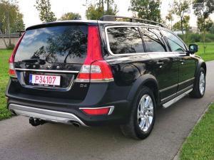 Black Volvo XC70 2014 in Ukmerge, with an engine capacity of 2.00 L and mileage of 280 thousand km for 10400 €, photo 7 on AUTOMOTO.COM.LV
