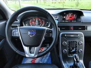 Black Volvo XC70 2014 in Ukmerge, with an engine capacity of 2.00 L and mileage of 280 thousand km for 10400 €, photo 16 on AUTOMOTO.COM.LV