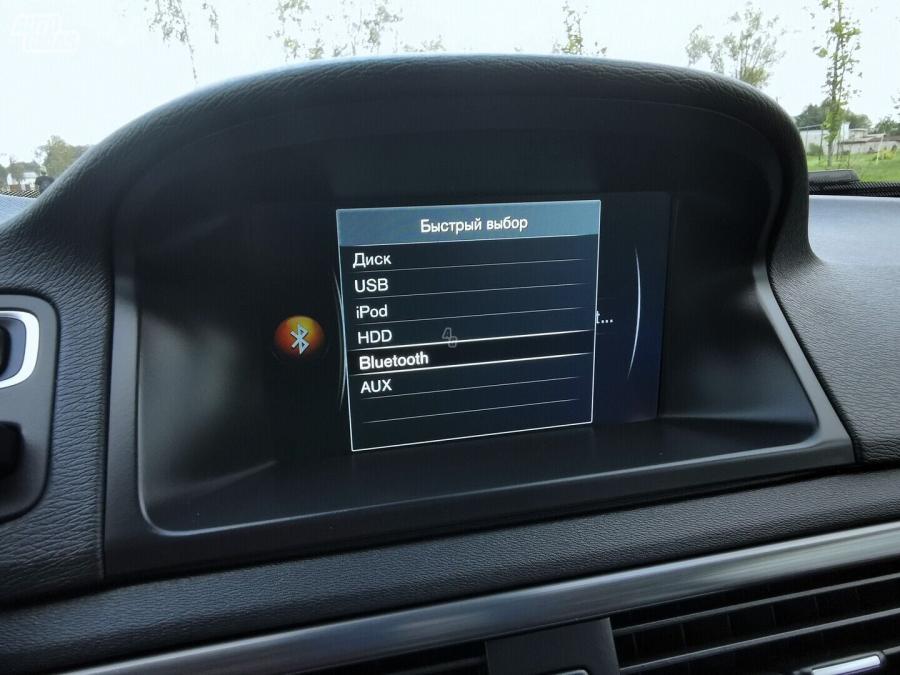 Black Volvo XC70 2014 in Ukmerge, with an engine capacity of 2.00 L and mileage of 280 thousand km for 10400 €, photo 22 on AUTOMOTO.COM.LV