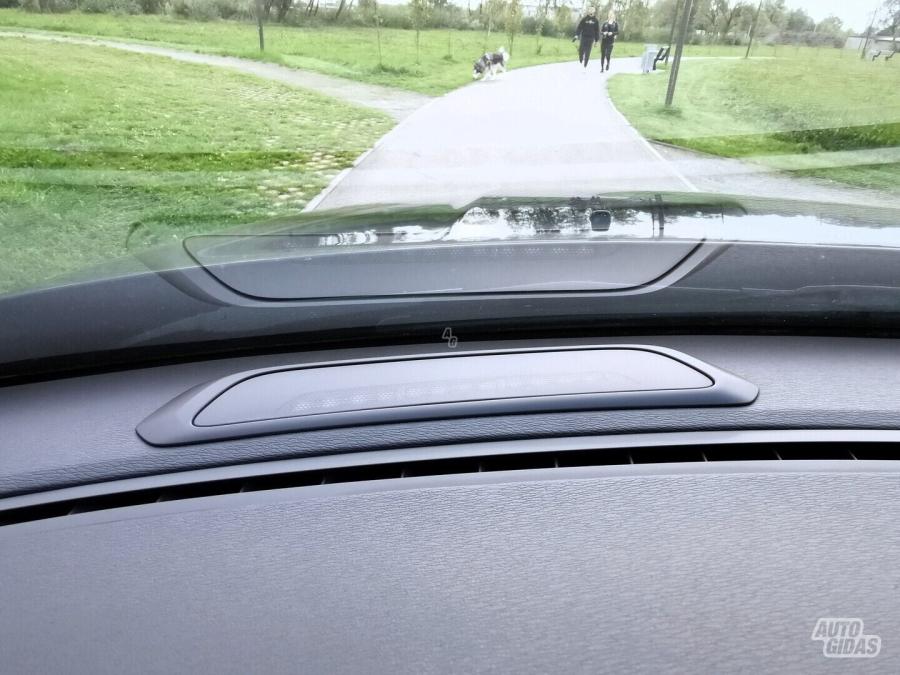 Black Volvo XC70 2014 in Ukmerge, with an engine capacity of 2.00 L and mileage of 280 thousand km for 10400 €, photo 30 on AUTOMOTO.COM.LV