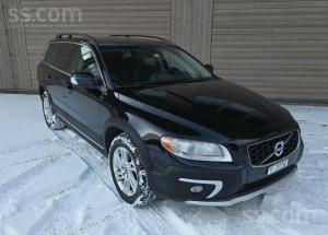 Black Volvo XC70 2015 in Jelgava, with an engine capacity of 2.40 L and mileage of 238 thousand km for 11650 €, photo 2 on AUTOMOTO.COM.LV