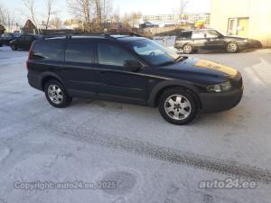 Melns Volvo XC70 2001 Veru, ar dzinēja tilpumu 2.40 L un nobraukumu 397 tūkst. km par 2000 €, foto  vietnē AUTOMOTO.COM.LV