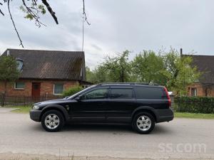 Melns Volvo XC70 2003 Balvi, ar dzinēja tilpumu 2.40 L un nobraukumu 354 tūkst. km par 2850 €, foto 3 vietnē AUTOMOTO.COM.LV