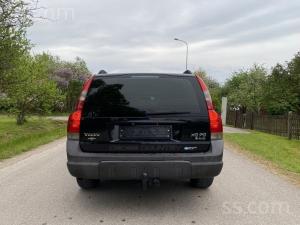 Melns Volvo XC70 2003 Balvi, ar dzinēja tilpumu 2.40 L un nobraukumu 354 tūkst. km par 2850 €, foto 5 vietnē AUTOMOTO.COM.LV
