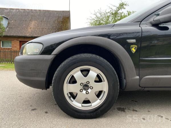 Melns Volvo XC70 2003 Balvi, ar dzinēja tilpumu 2.40 L un nobraukumu 354 tūkst. km par 2850 €, foto 9 vietnē AUTOMOTO.COM.LV
