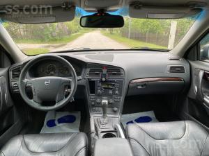 Melns Volvo XC70 2003 Balvi, ar dzinēja tilpumu 2.40 L un nobraukumu 354 tūkst. km par 2850 €, foto 17 vietnē AUTOMOTO.COM.LV