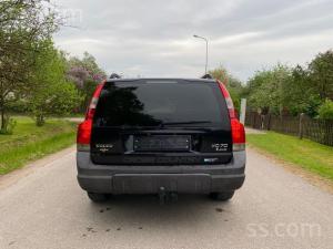 Melns Volvo XC70 2003 Balvi, ar dzinēja tilpumu 2.40 L un nobraukumu 345 tūkst. km par 2950 €, foto 7 vietnē AUTOMOTO.COM.LV