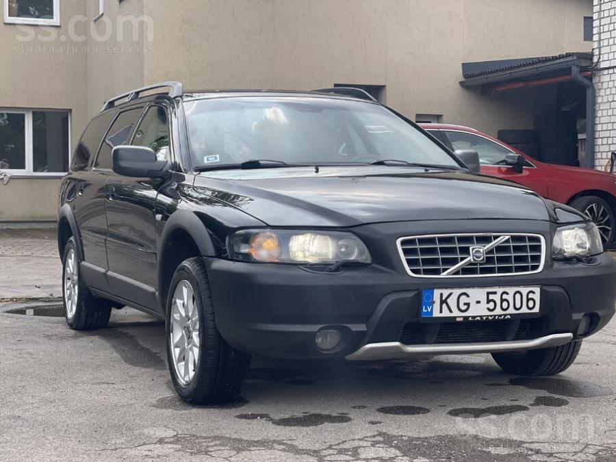 Melns Volvo XC70 2004 Rīga, ar dzinēja tilpumu 2.40 L un nobraukumu 0 tūkst. km par 2900 €, foto 2 vietnē AUTOMOTO.COM.LV