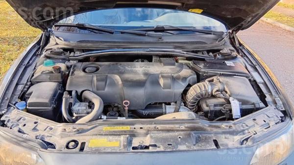 Melns Volvo XC70 2004 Liepāja, ar dzinēja tilpumu 2.40 L un nobraukumu 0 tūkst. km par 1650 €, foto 11 vietnē AUTOMOTO.COM.LV