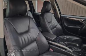 Melns Volvo XC70 2004 Paide, ar dzinēja tilpumu 2.40 L un nobraukumu 383 tūkst. km par 4950 €, foto 7 vietnē AUTOMOTO.COM.LV