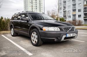 Melns Volvo XC70 2004 Tallina, ar dzinēja tilpumu 2.50 L un nobraukumu 342 tūkst. km par 2998 €, foto 2 vietnē AUTOMOTO.COM.LV