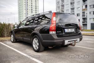 Melns Volvo XC70 2004 Tallina, ar dzinēja tilpumu 2.50 L un nobraukumu 342 tūkst. km par 2998 €, foto 5 vietnē AUTOMOTO.COM.LV