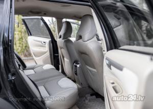 Melns Volvo XC70 2004 Tallina, ar dzinēja tilpumu 2.50 L un nobraukumu 342 tūkst. km par 2998 €, foto 14 vietnē AUTOMOTO.COM.LV